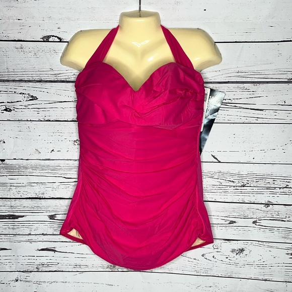 Miraclesuit | Swim | Miraclesuit Nwt 8 Pink Caitlin Underwire One Piece ...